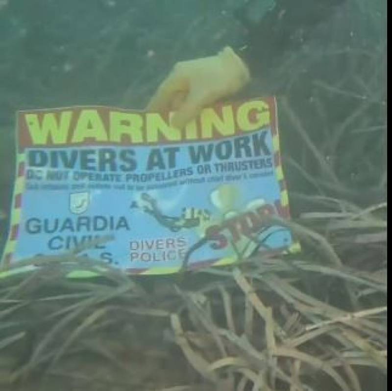 ! Alicante Today - Watch: Civil War Bomb Defused Underwater At Alicante ...